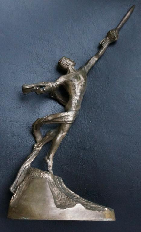 Статуэтка. Космос. Через тернии к звездам. Бронза. НИМОР. — покупайте ...