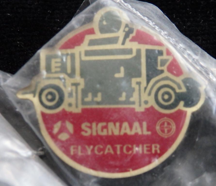 Значок. Signaal Flycatcher. Радиолокационная станция. РЛС ПВО НАТО ...
