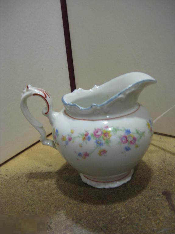 сливочник KAHLA 1960-е годы — покупайте на Auction.ru по выгодной цене. Лот из - Другие страны ...