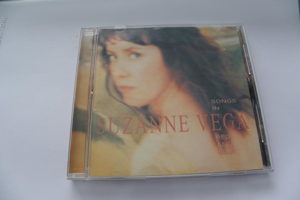 CD Suzanne Vega "Songs in Red and Gray" 2001 — покупайте на Auction.ru ...