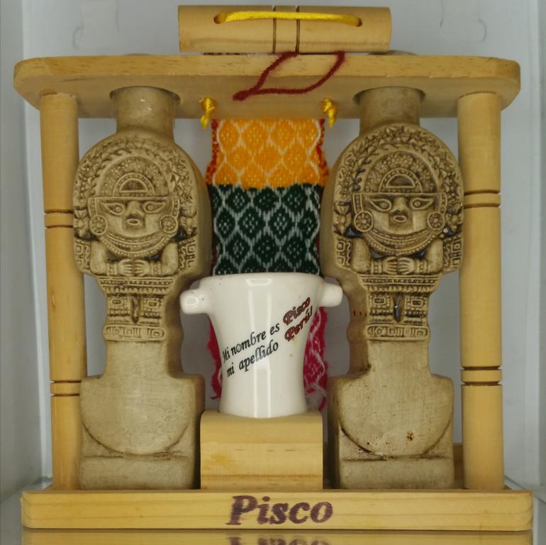 писко-pisco ES PERUANO. ПЕРУ 🇵🇪 — покупайте на Auction.ru по выгодной ...