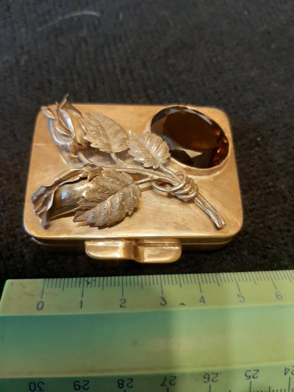 шкатулка таблетница с топазом серебро Аргентина — покупайте на Auction ...